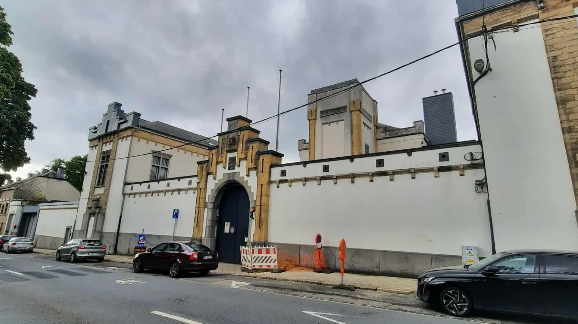 Moins de détenus à la prison d’Arlon grâce à un arrêté de police - RTBF ...