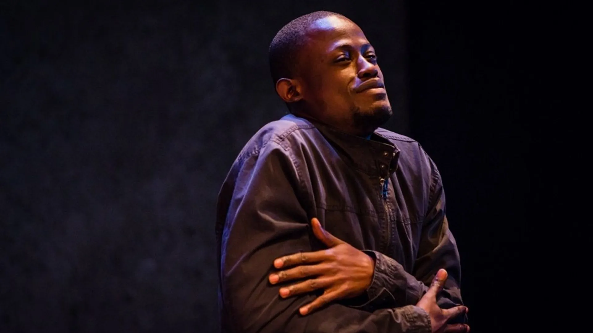 'Délestage': Un comédien/auteur éblouissant, David-Minor Ilunga. Un humour décapant sur les ...