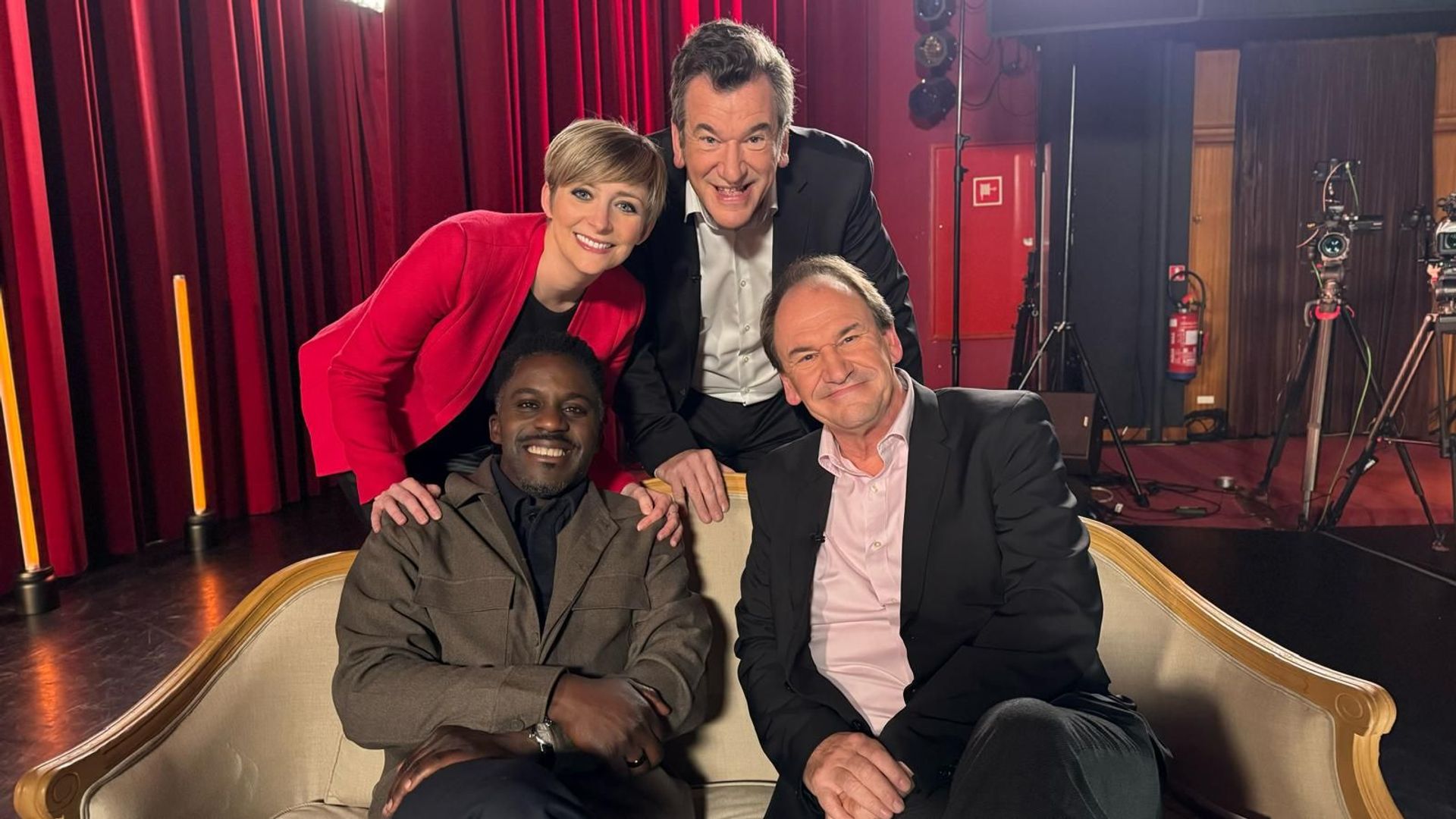 'On en rit encore' : cinq soirées d'humour pour les fêtes sur La Une ...