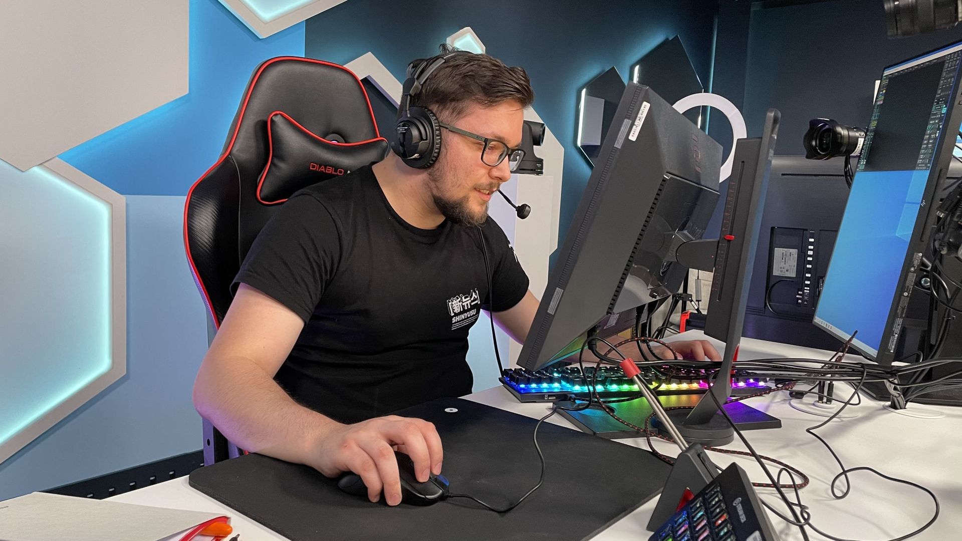 GAMING / Le Crew : Portrait de Bazy, joueur et streamer Valorant - RTBF ...