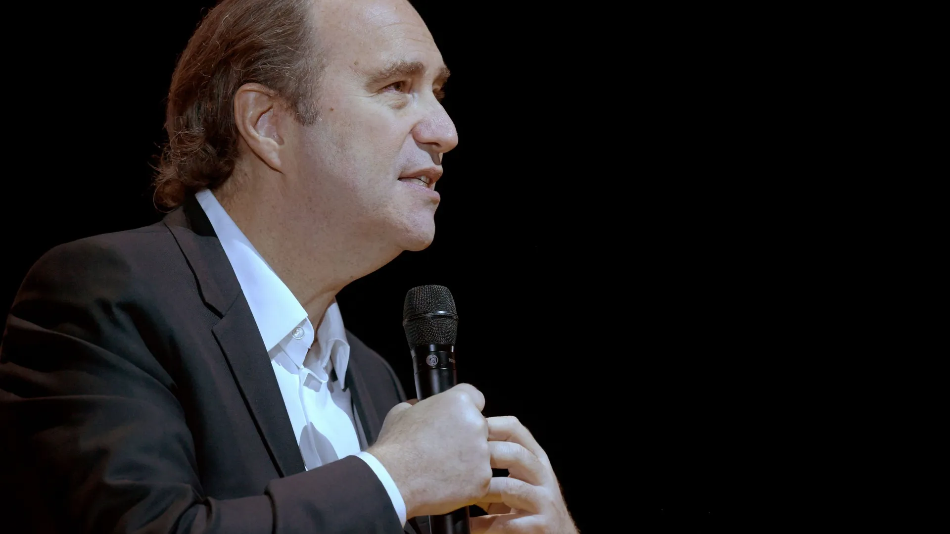 Le milliardaire Xavier Niel cède ses parts dans le groupe Le Monde à un ...