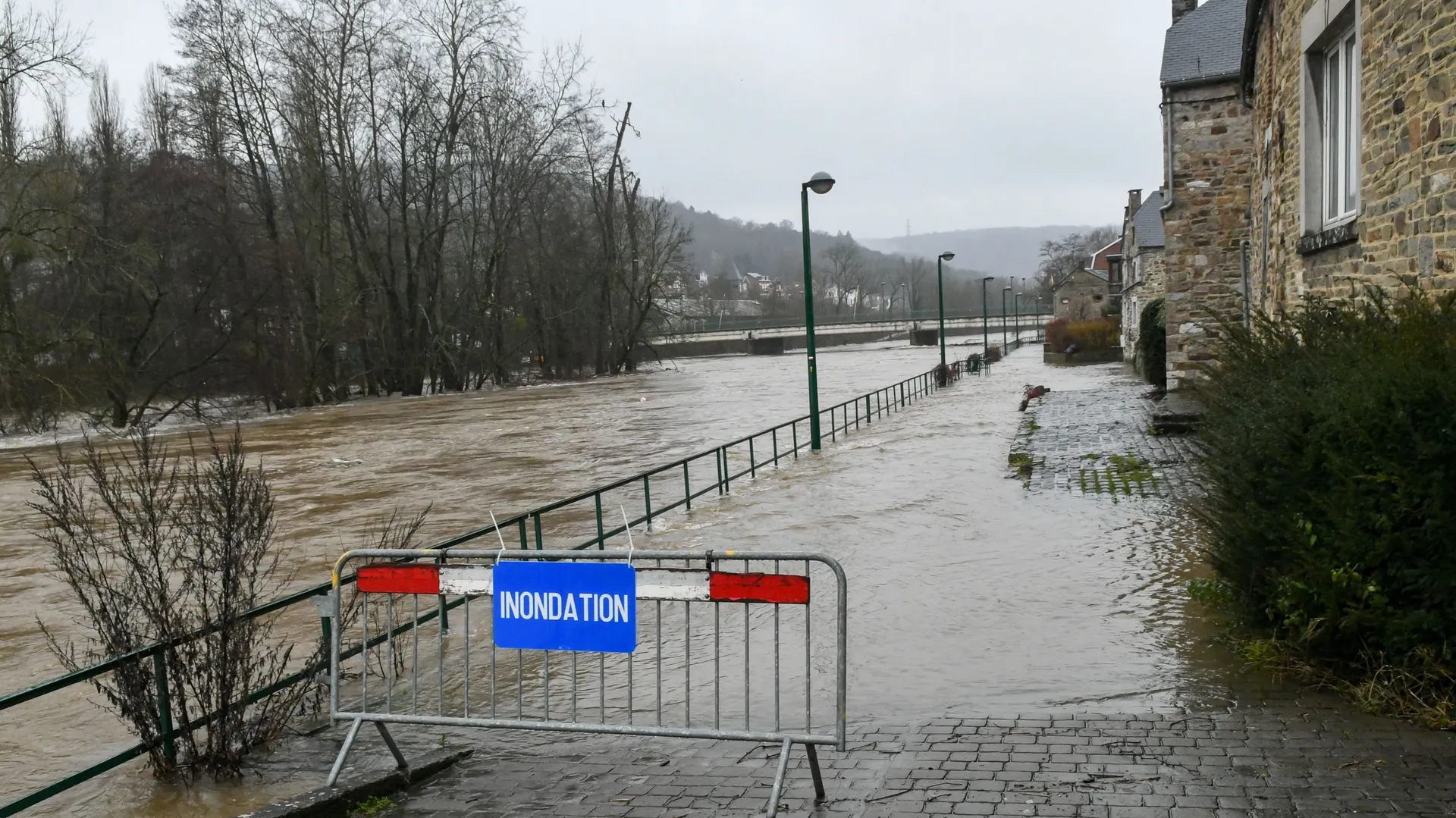 Inondations en Wallonie : le guide des bonnes pratiques pour construire ...