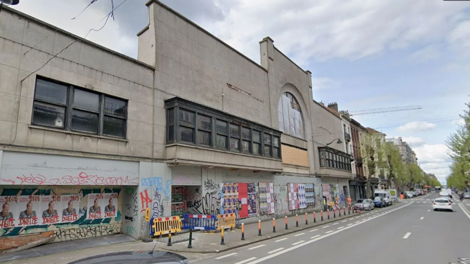 Ixelles : La fresque emblématique du quartier Matonge et de la Porte de ...