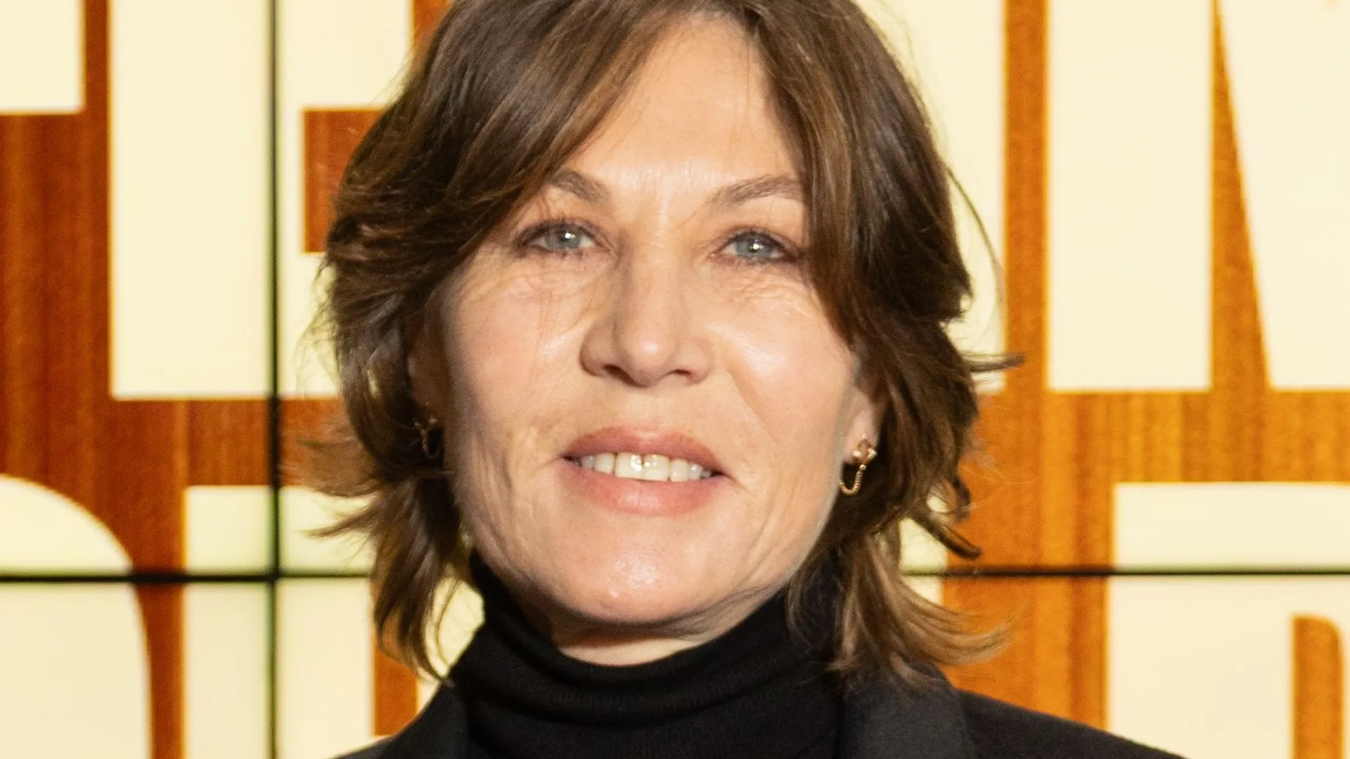 'J'ai perdu mon papa' : Mathilde Seigner brise le silence sur son ...