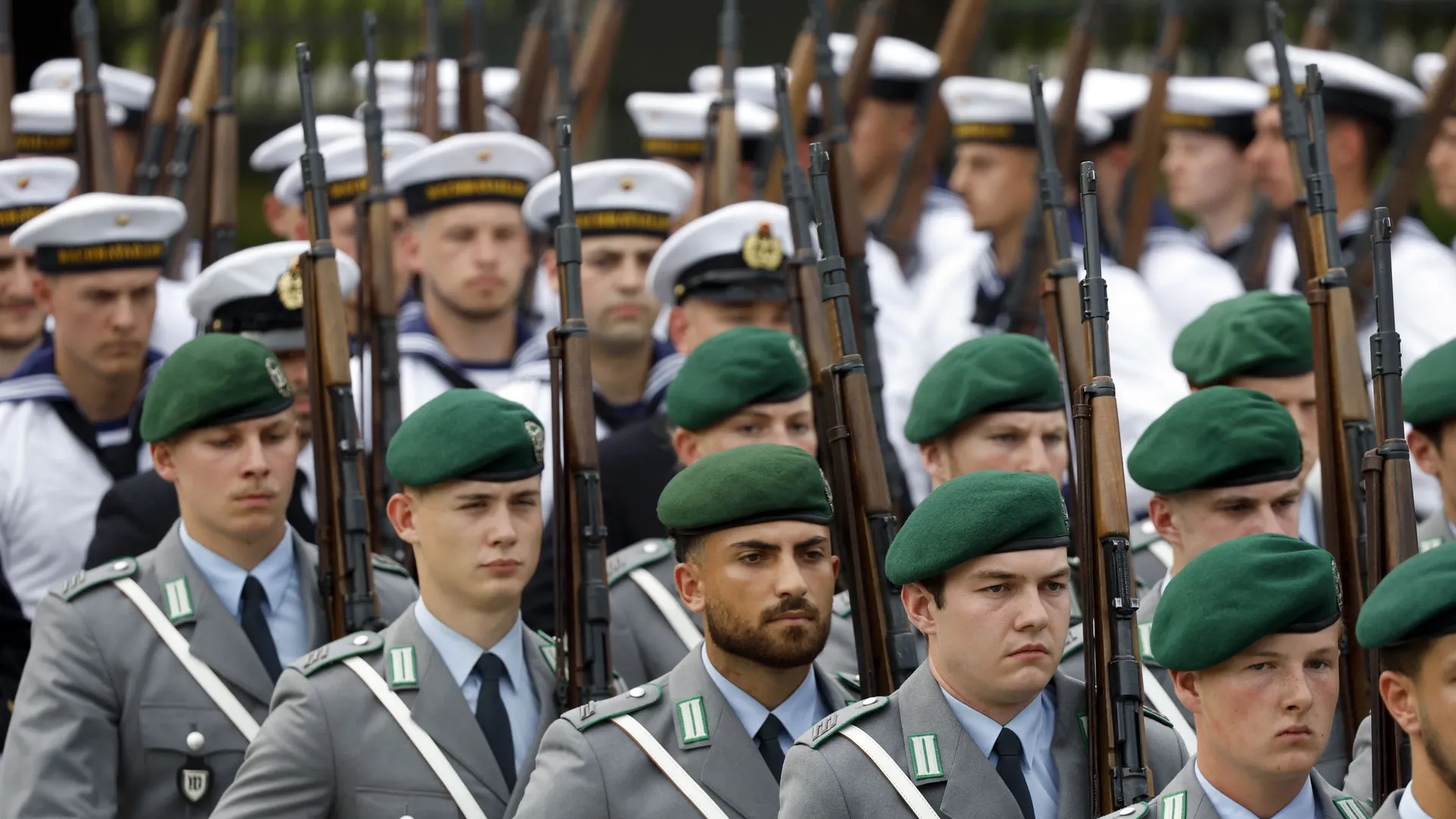 États-Unis : le général américain Alexus G. Grynkewich nommé commandant ...