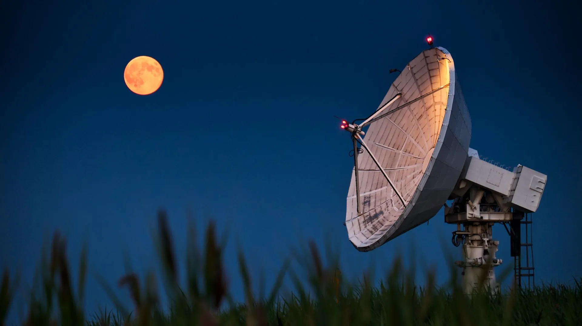 Apollo 11: que cachaient ces 'bîîîp' lors des communications avec les ...