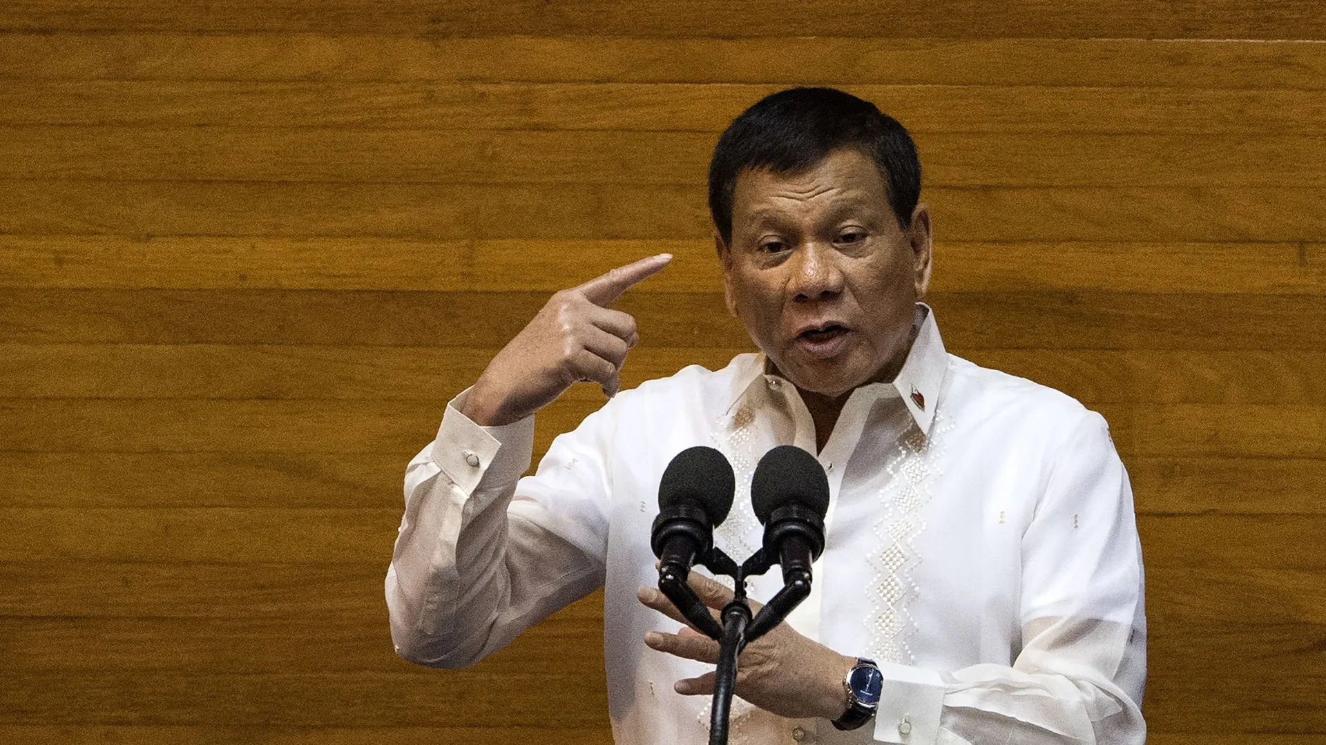 Philippines: comme au spectacle, le président Duterte assiste à une ...