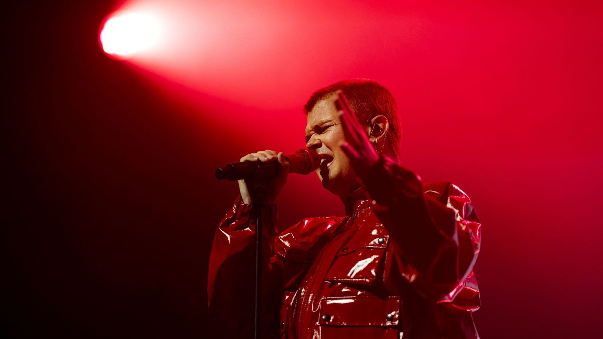Eurovision 2025 : Red Sebastian chante 'Strobe Lights' et fait ...