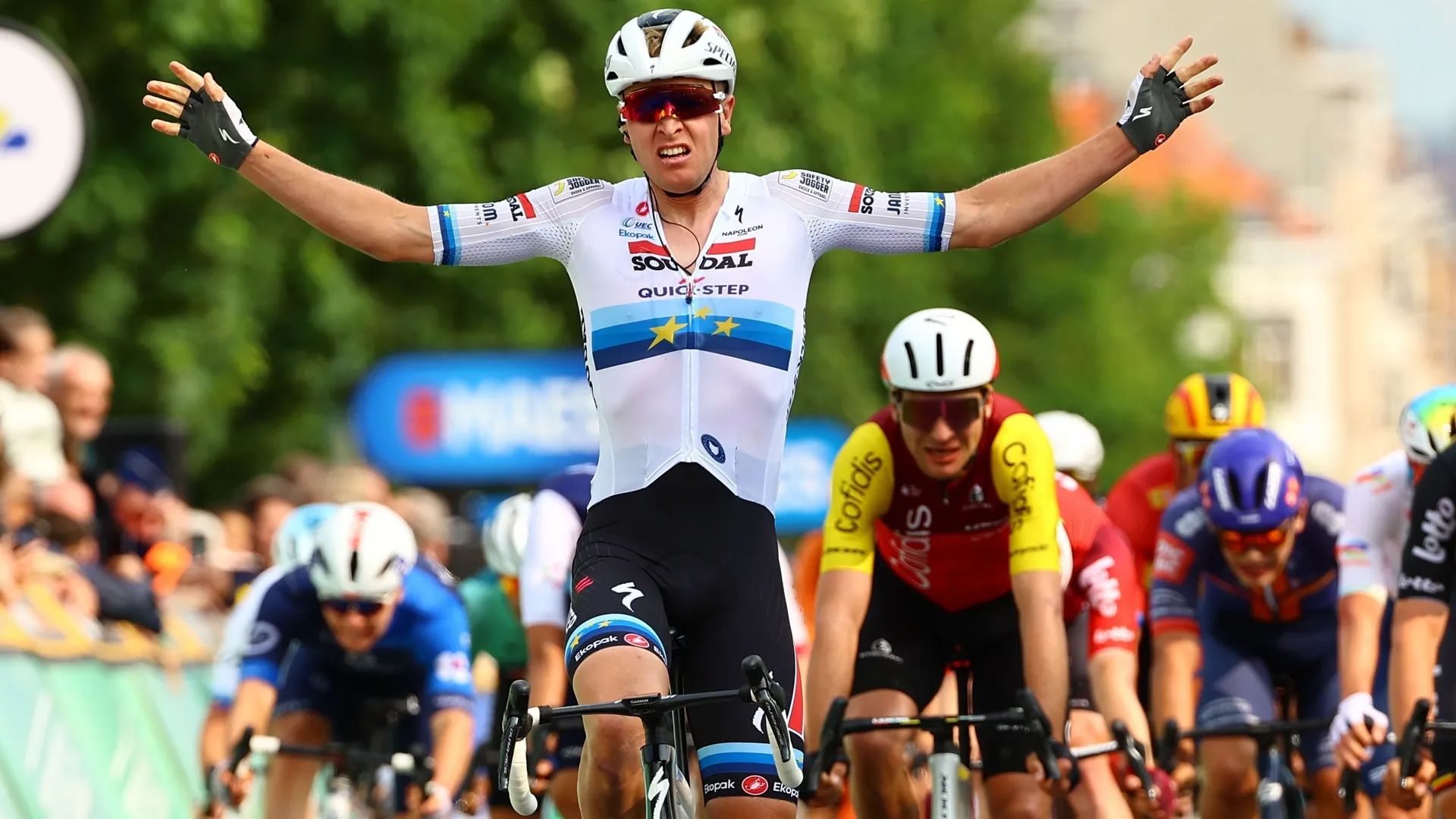 Tim Merlier s’impose facilement sur la Brussels Cycling Classic, Arnaud ...
