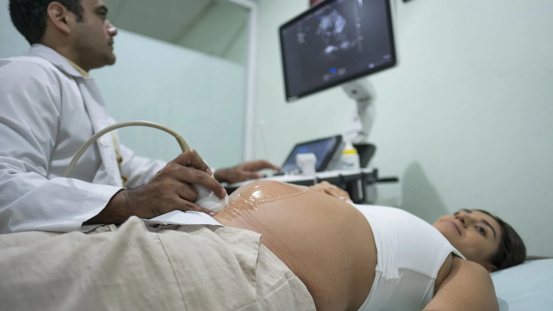 Devenir mère seule par PMA : quand le désir d’enfant s’affranchit du ...