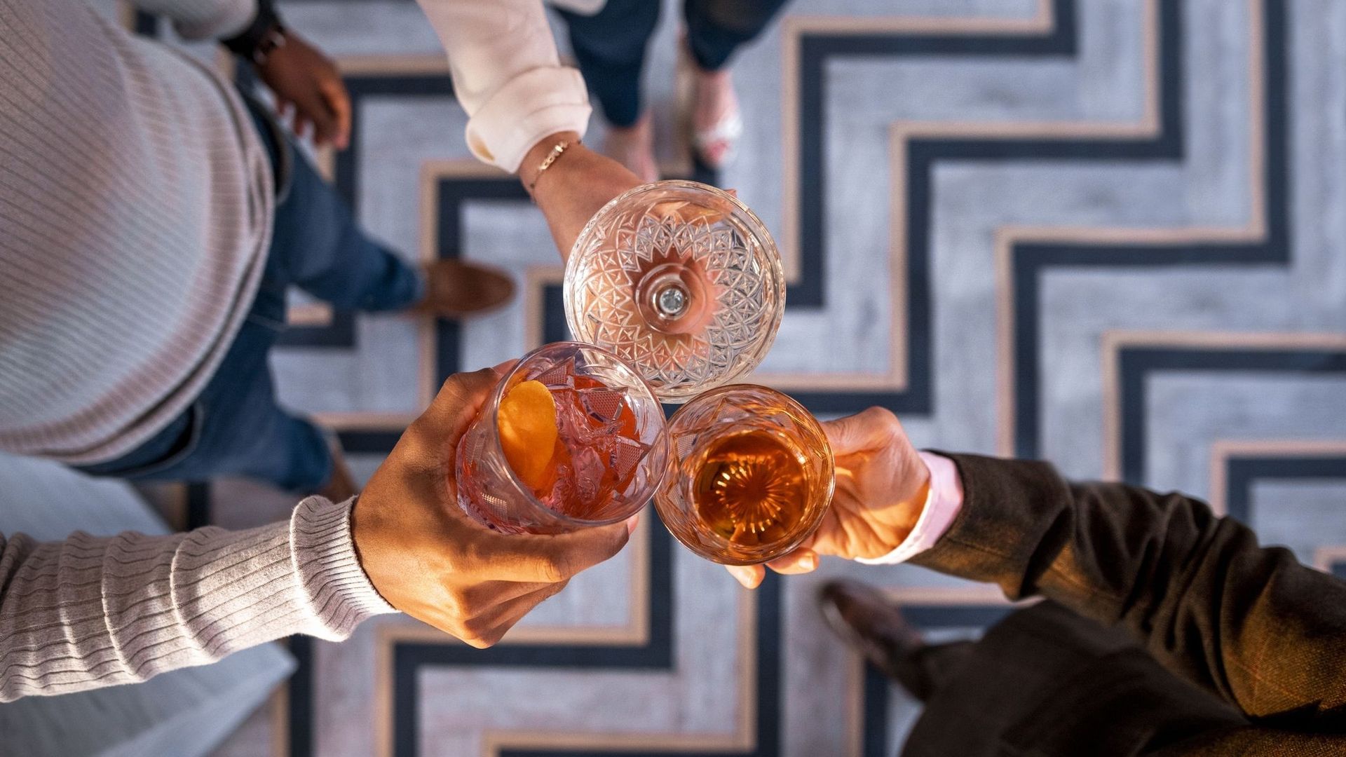 Prolonger l'été avec des cocktails et mocktails ensoleillés et fruités ...