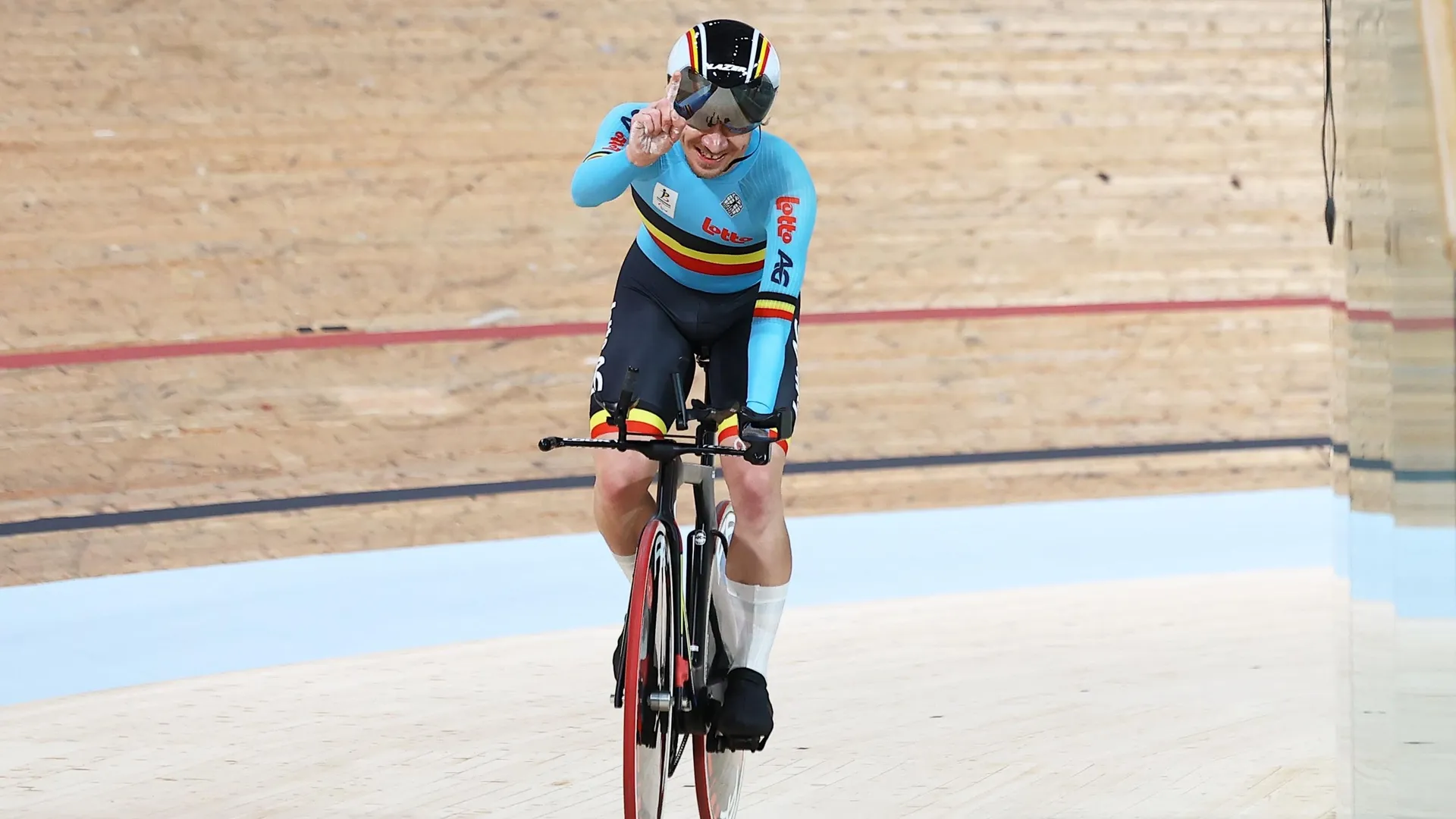 Mondiaux de paracyclisme sur piste : Niels Verschaeren décroche l'or ...