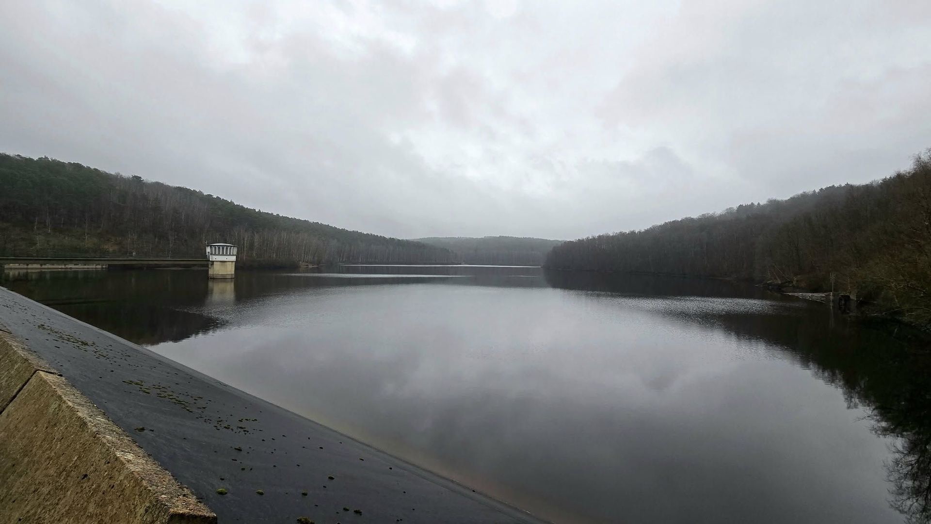 Météo en Belgique : temps gris et plus sec ce mercredi - RTBF Actus