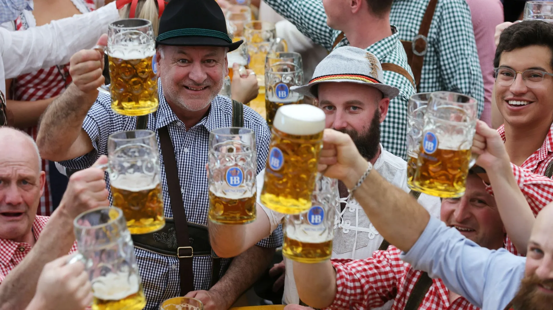 Lancement de la 190e édition de l’Oktoberfest à Munich : une tradition née en 1810 qui attire ...