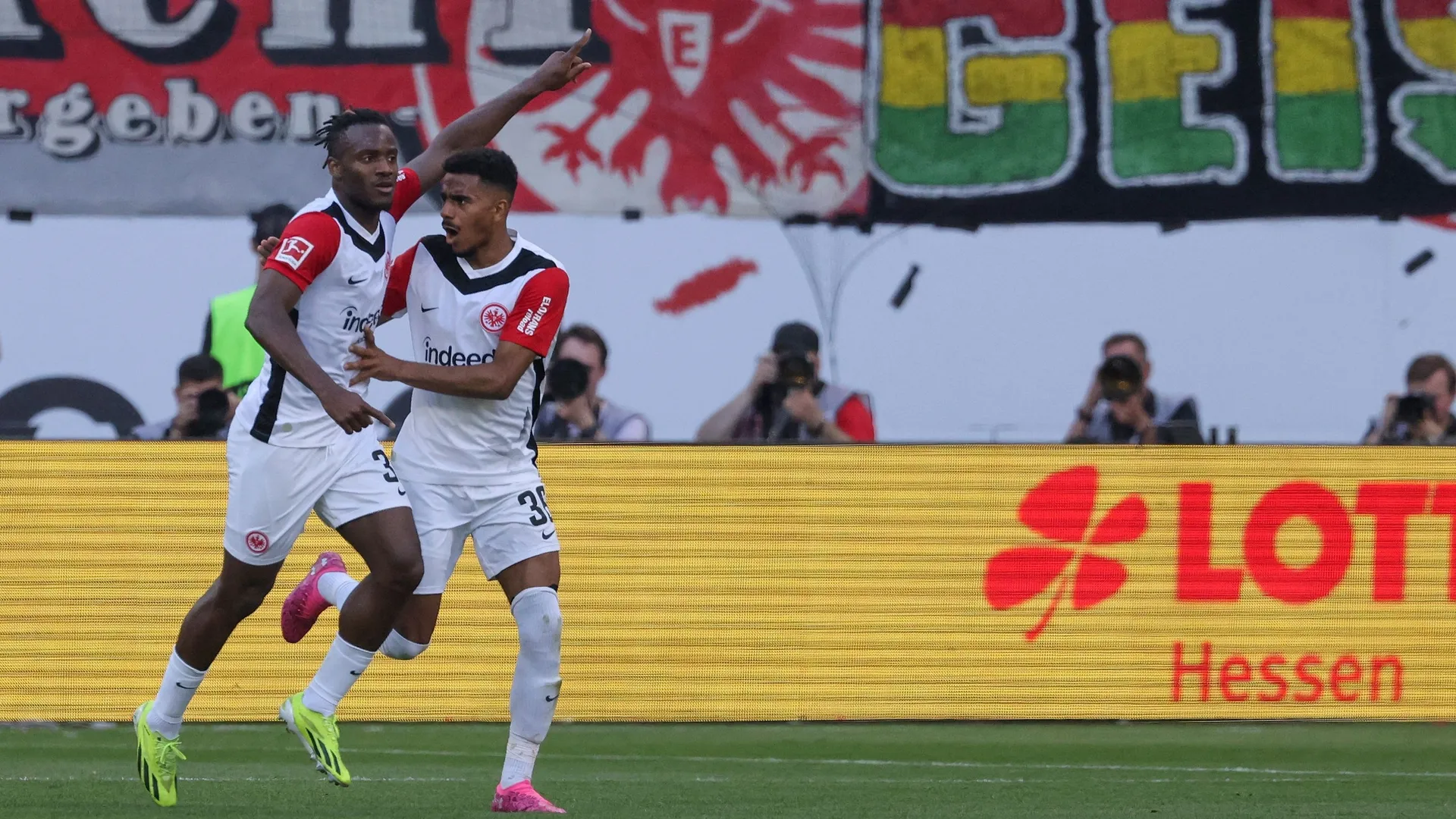 Fin de disette pour Batshuayi, Lukaku se relance : les attaquants des ...