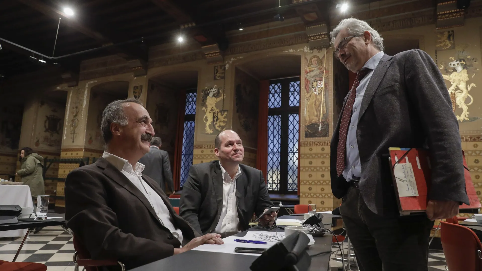 Elections communales 2024 à Bruxelles : revivez le débat entre Philippe ...