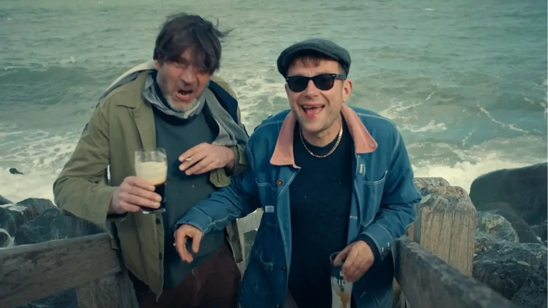Damon Albarn (Blur) accuse les Stones d'avoir traité l'actrice Sydney ...