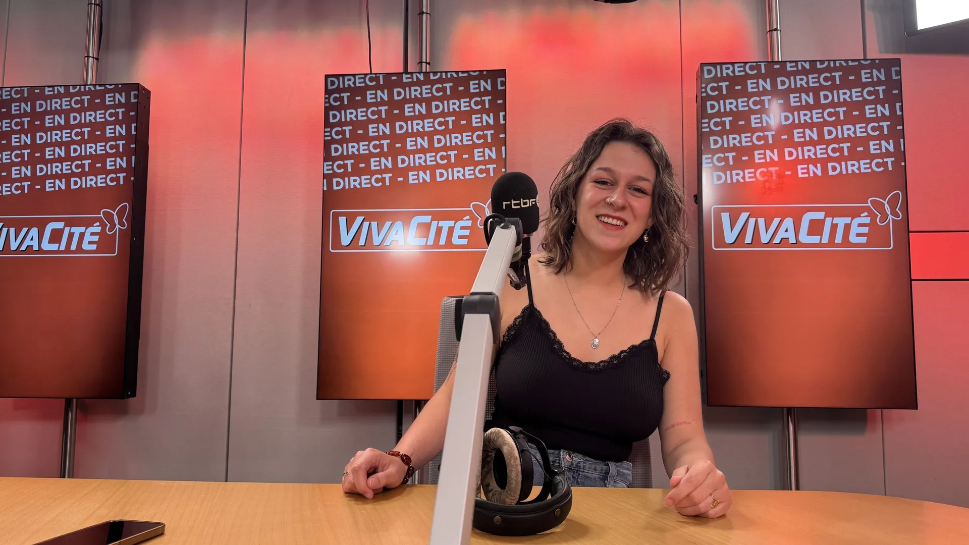 'Des jolis maux' cartonne sur Instagram et TikTok : qui est Laure ...