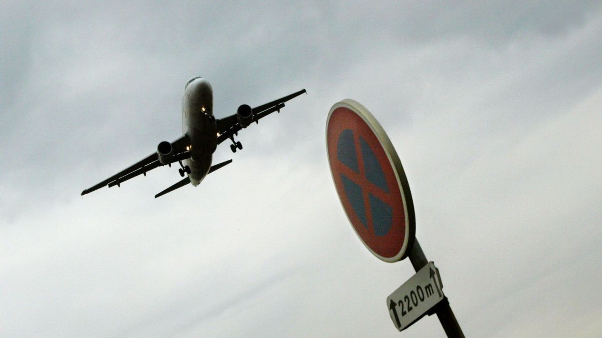 Trois bourgmestres dénoncent l'augmentation du survol aérien au nord de ...