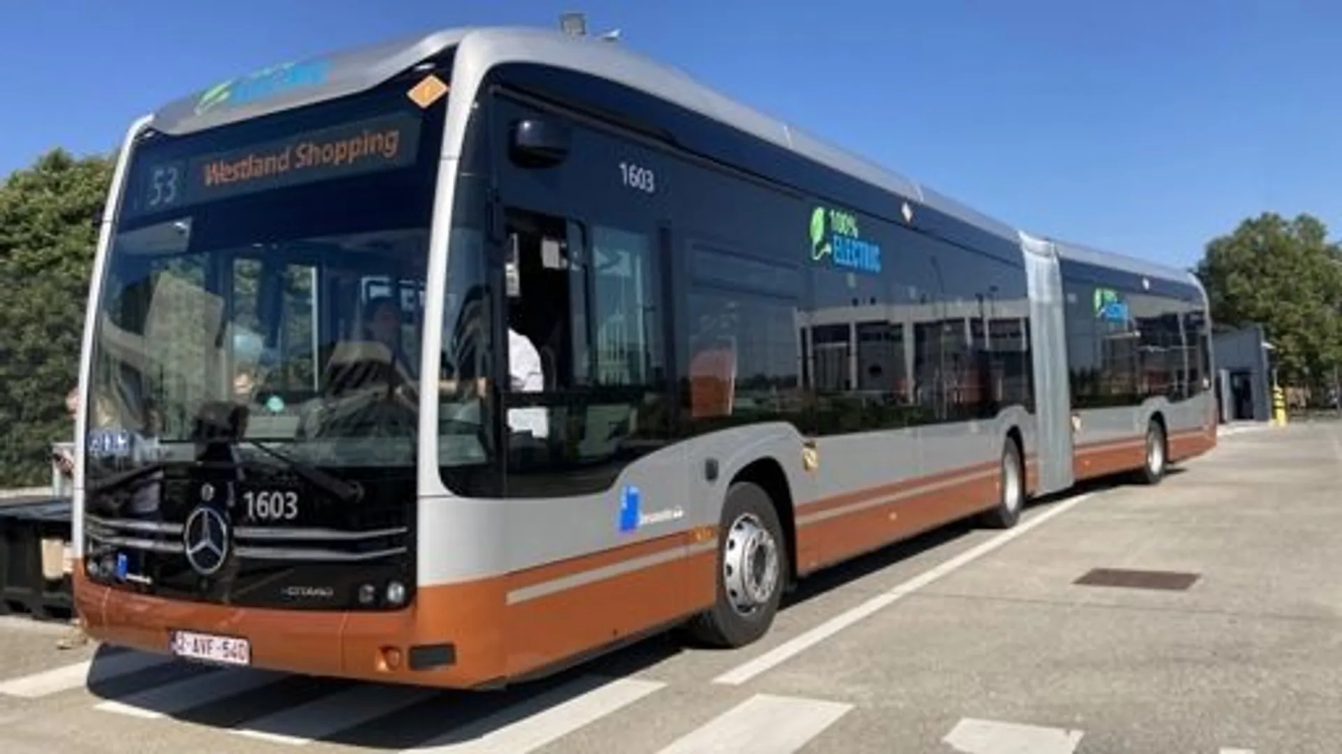 70 nouveaux bus Stib électriques et articulés circuleront à Bruxelles d ...