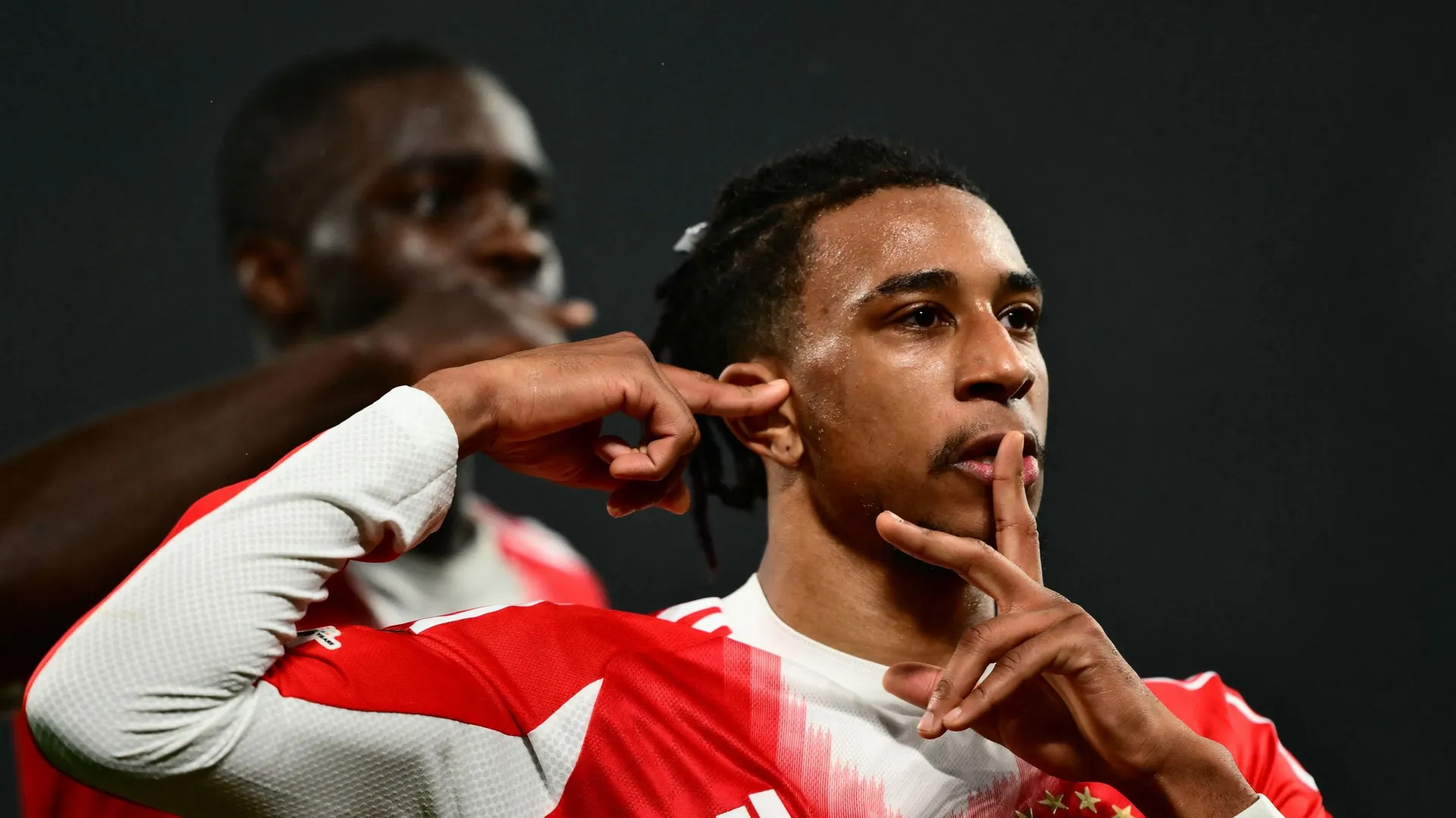 Deux bourdes et une sortie après 17 minutes : le gardien de Tottenham ...