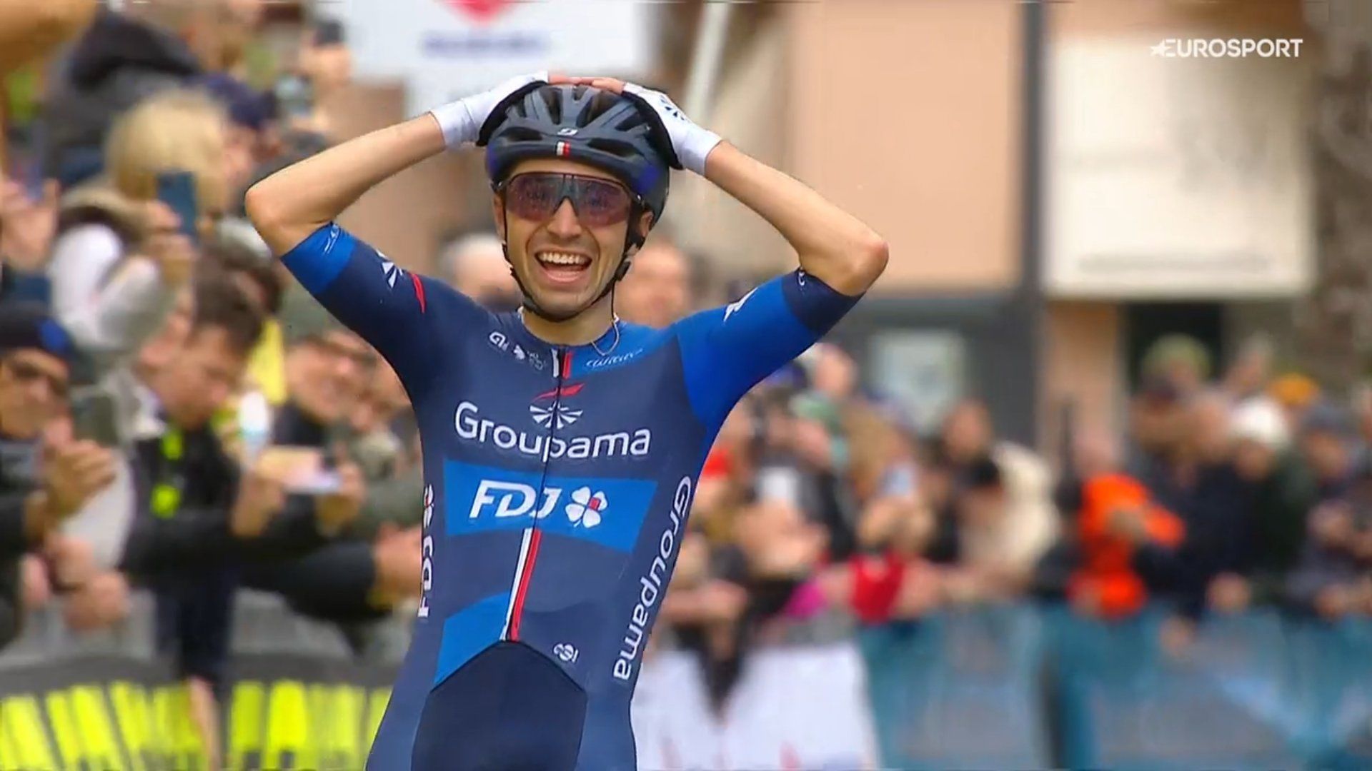 Strade Bianche : démonstration de Tom Pidcock, qui s’impose après un solo de 50 kilomètres ...