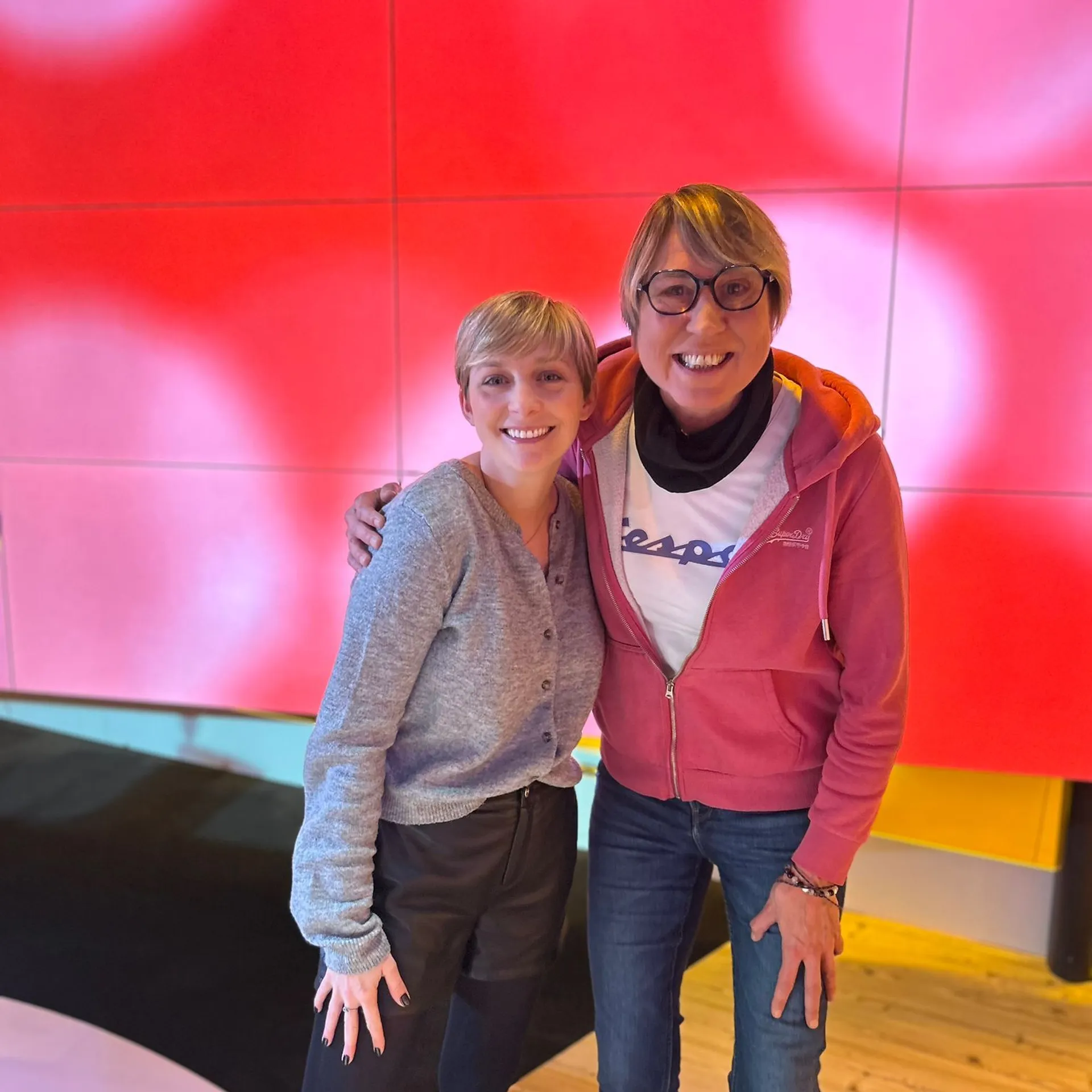 Isabelle Hauben se confie au micro de Fanny Jandrain dans On en rit ...