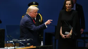 Le Grand Cactus : revivez 'le moins pire des duplex' de la 10e saison ...