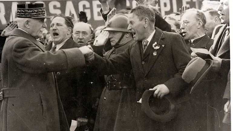 Il y a 85 ans, le maréchal Pétain s’arrogeait les pleins pouvoirs : le ...