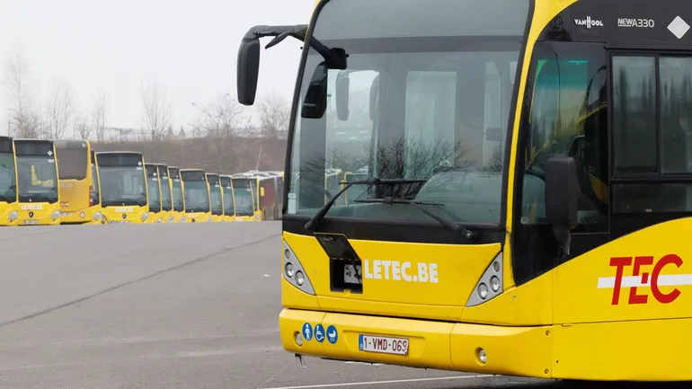 Le réseau bus TEC reste fortement perturbé ce lundi - RTBF Actus