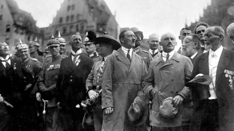 Il y a 105 ans, la naissance du parti nazi : chronique de la montée ...