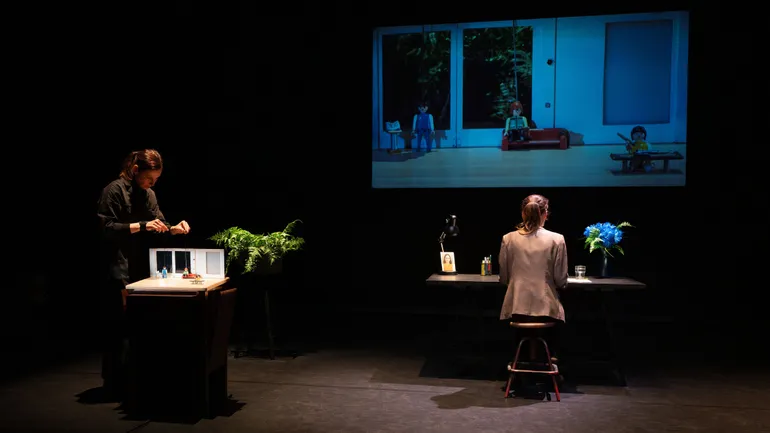 “Soleil” d'Armel Roussel : au Studio Varia et au Théâtre des Tanneurs, le public habite la ...