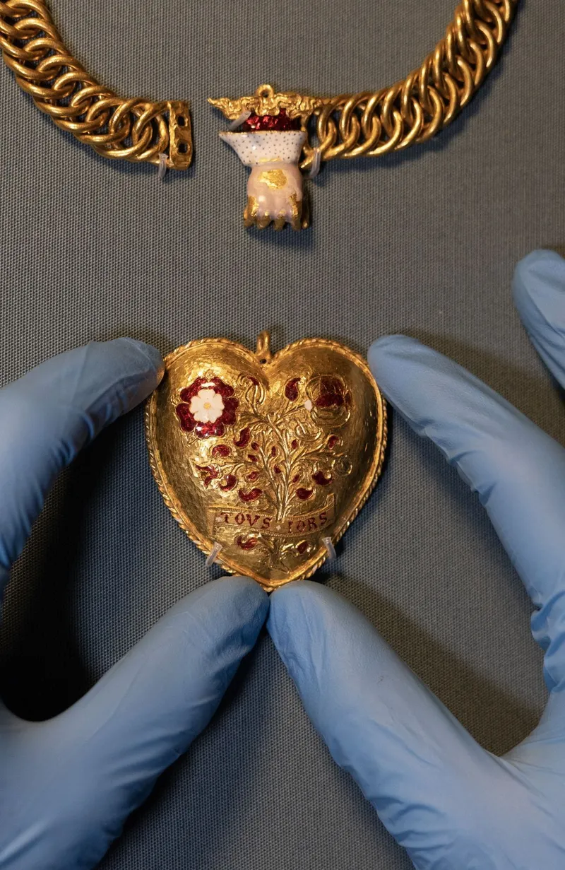 Catherine d’Aragon et Jeanne la Folle : deux sœurs brisées par le ...