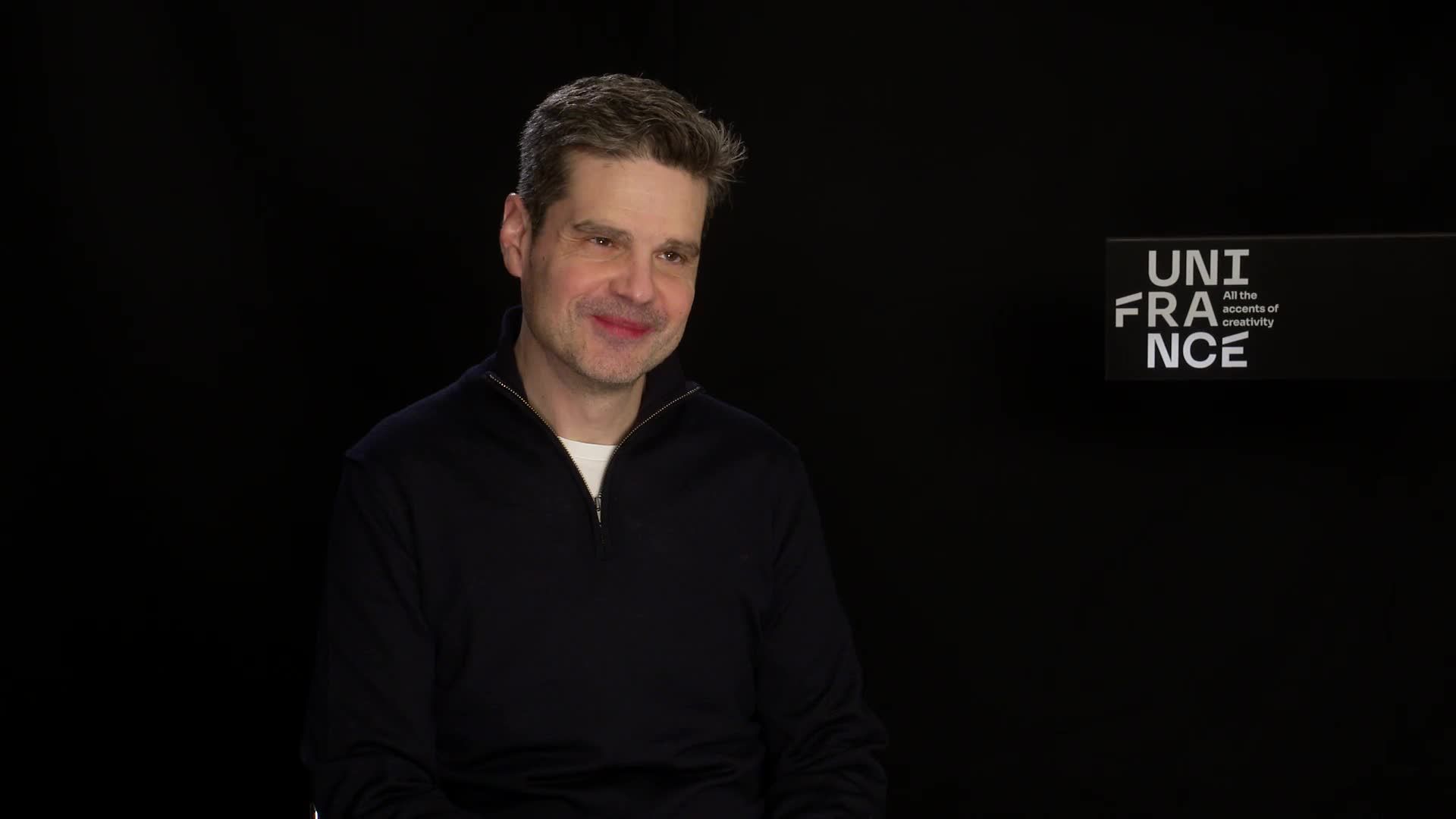L'interview du réalisateur Yann Gozlan pour le film "Gourou" - l ...