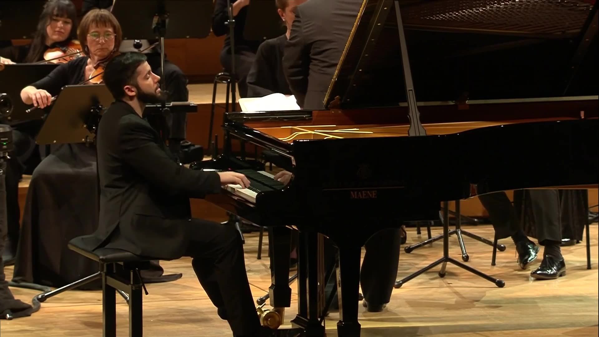 Robert Bily - Demi-finale - Concerto - Concours Reine Elisabeth - Piano ...