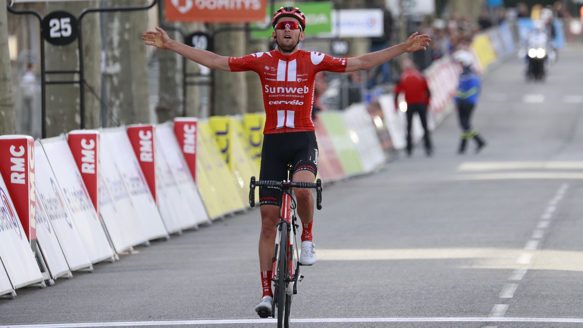 Paris-Nice 2020 - 6ème étape : Sorgues > Apt : Victoire de Tiesj Benoot ...