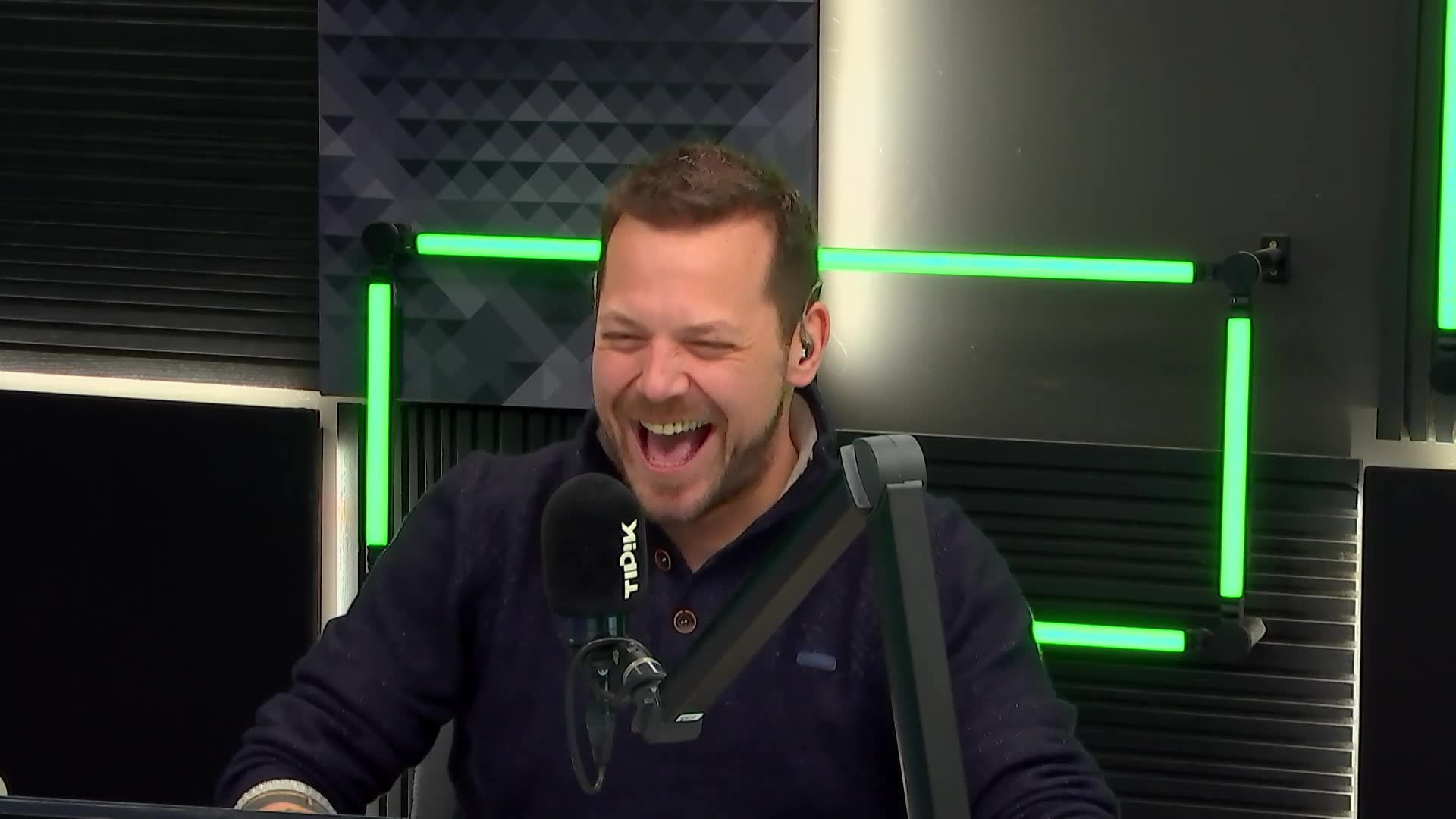 Assieds-toi, faut que je te parle - A la rencontre de Gabriel - Auvio