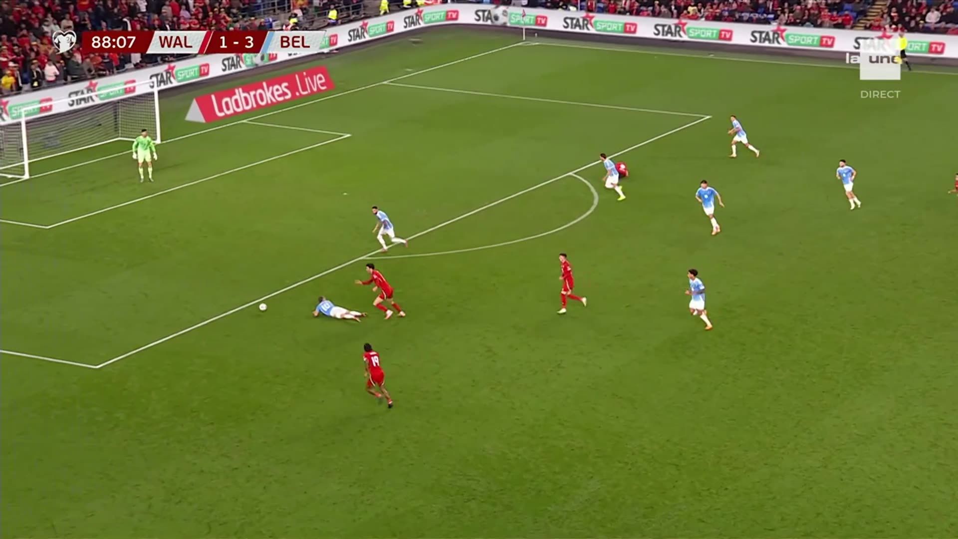 Les Diables Rouges renversent le pays de Galles et font un pas de géant ...