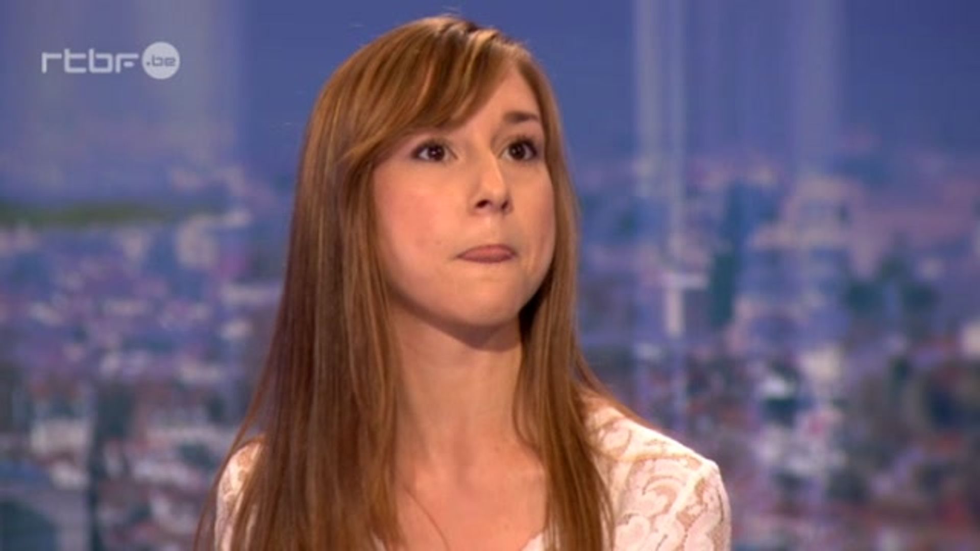 L'invitée du 13 heures: Maurane Crespin, étudiante à propos du décret ...