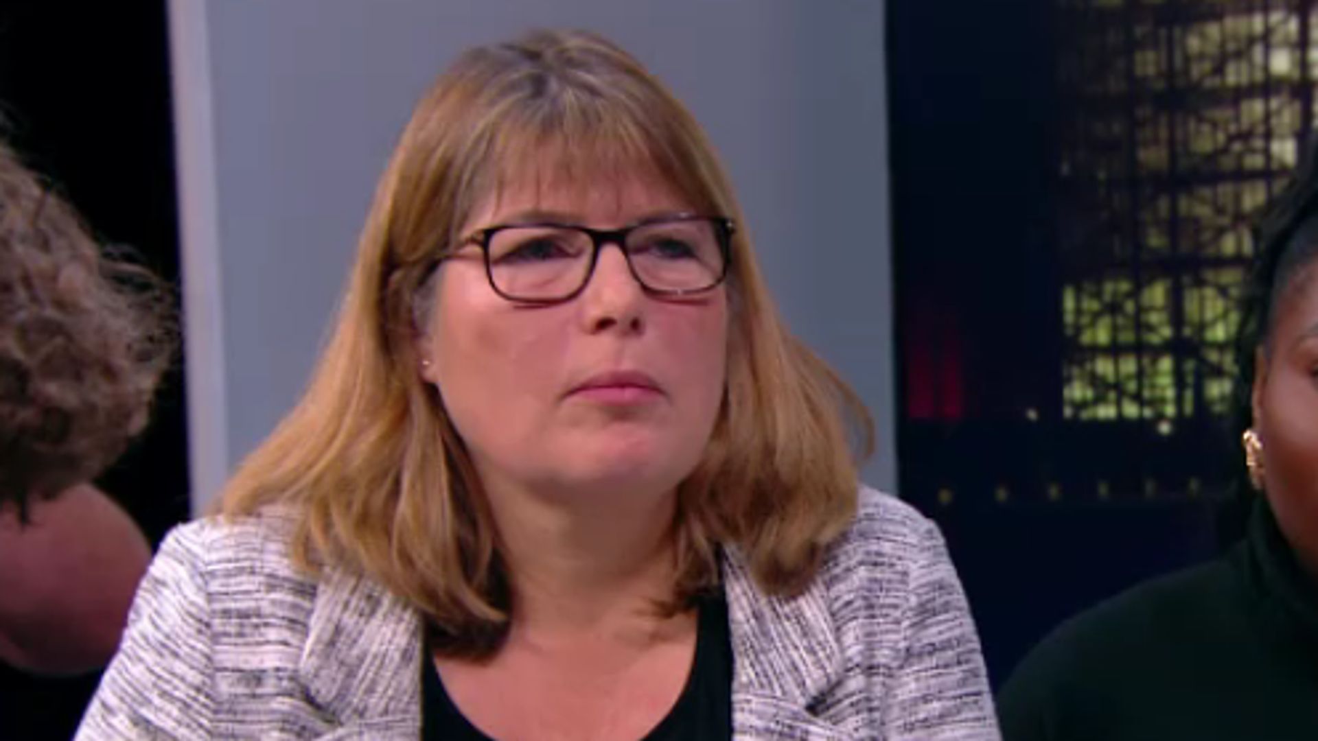 Caroline Sägesser : "Il faudrait renforcer le contrôle de la Cour des ...