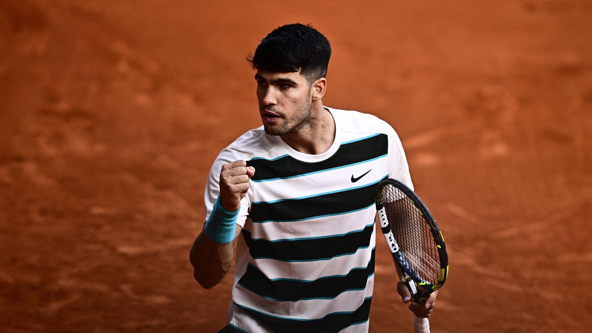 Carlos Alcaraz- Ben Shelton : le résumé du match - Roland-Garros - Auvio