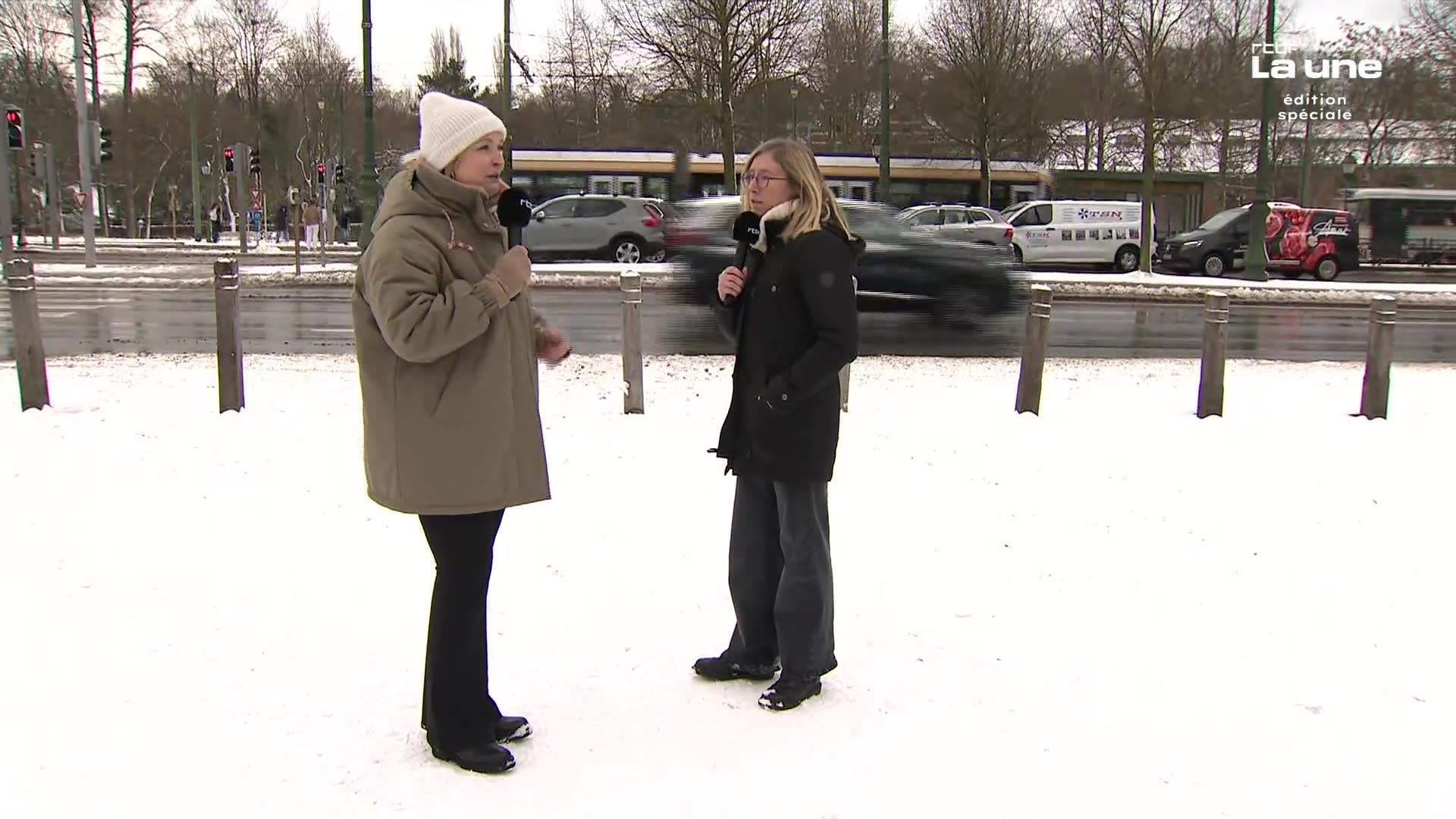 INTERTITRE : Chutes de neige sur la capitale : situation STIB - - Auvio