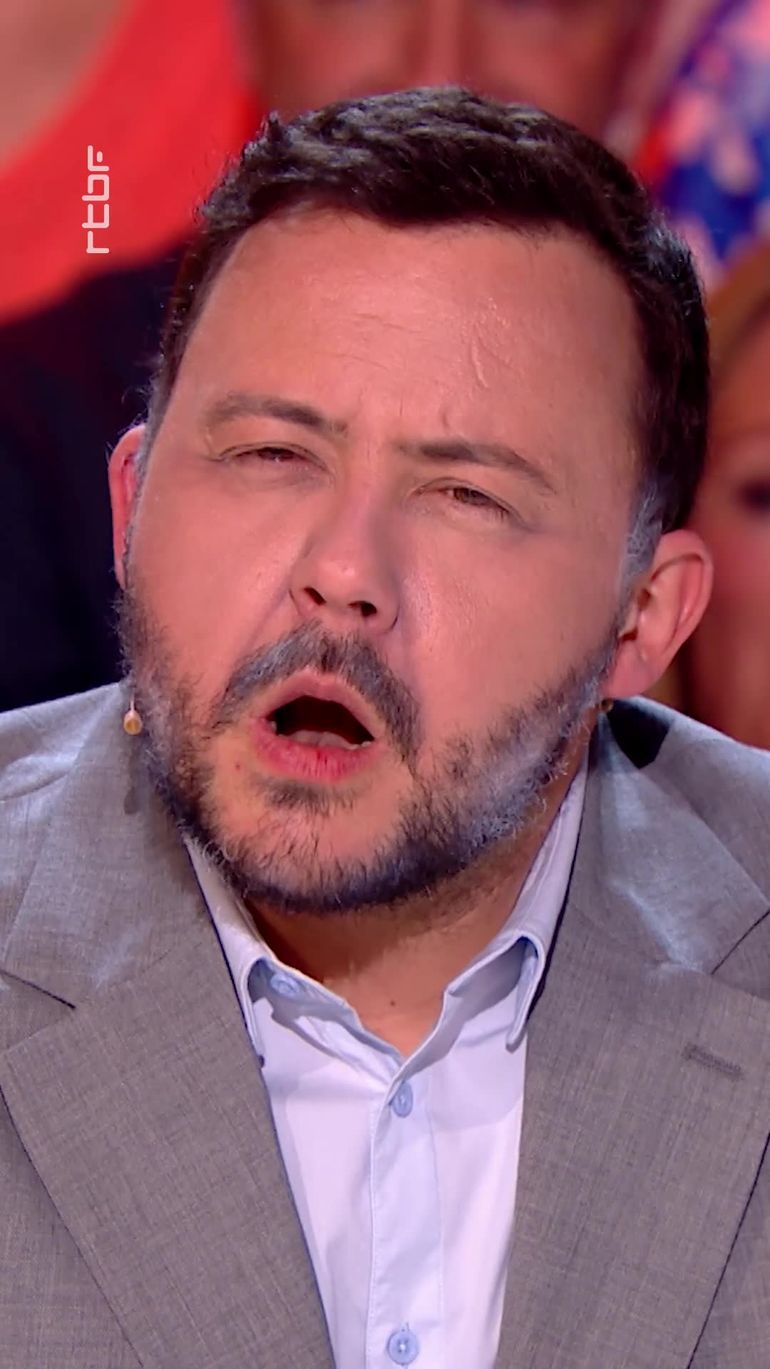 Paul Magnette et les chèques énergie - RTBF Actus